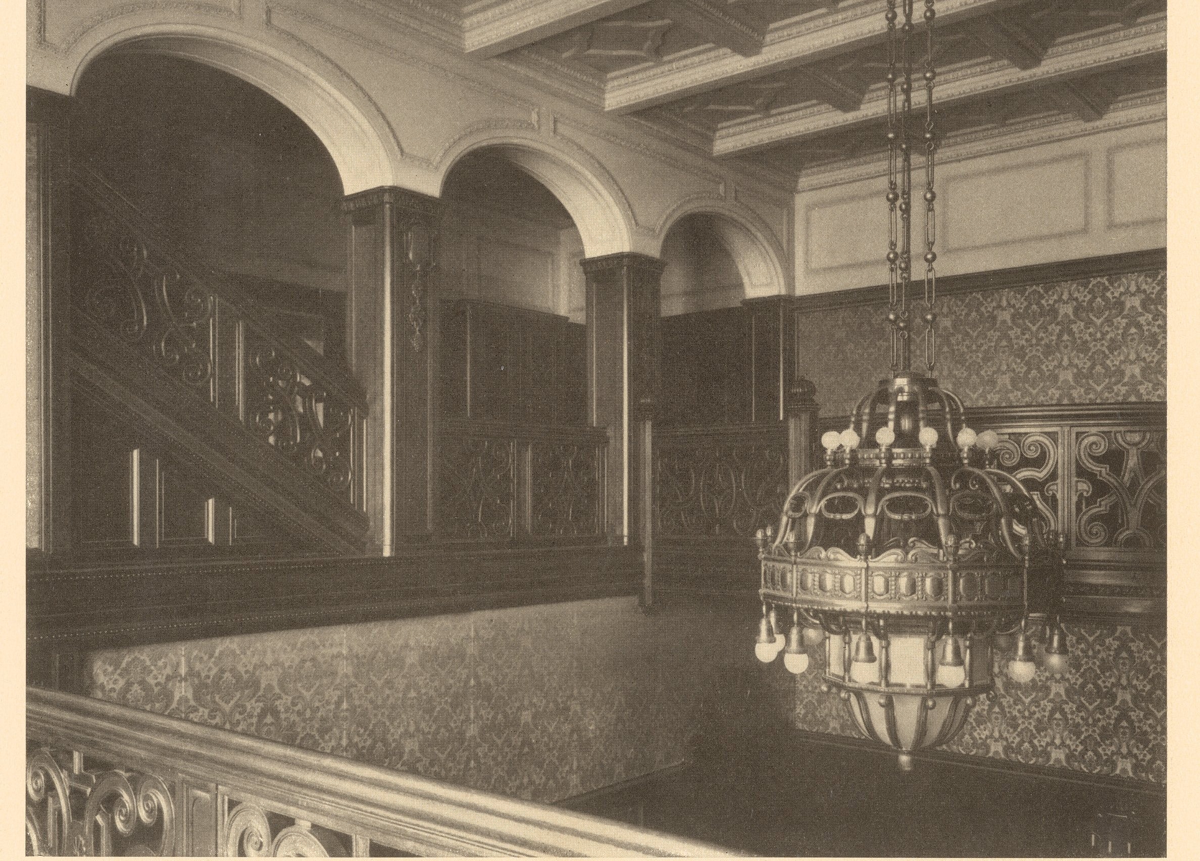 KfW Foundation: Frankfurt's Westend and the Villa 102